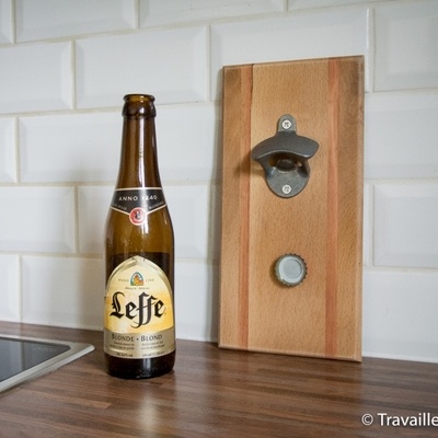 Un décapsuleur mural magique en bois de palette par TravaillerLeBois ...