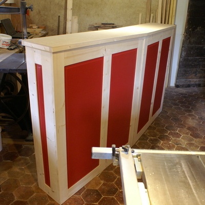 Bar pliant par Zeloko sur L'Air du Bois