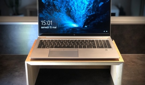 Support PC par Mike0411 sur L'Air du Bois