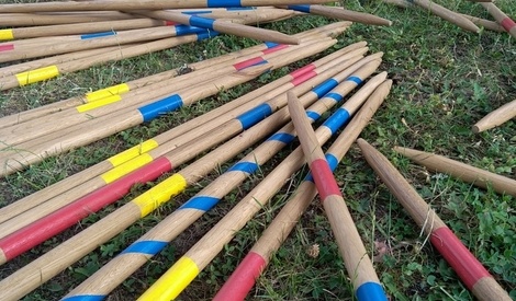 Mikado géant par Peiot sur L'Air du Bois
