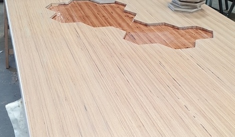 Table de salle à manger en Baubuche multilignes avec inclusion ...