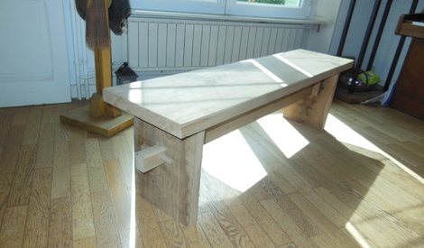 Table massive en chêne par PHI sur L'Air du Bois