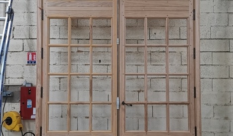 Une grande porte par Huguettelanguedoc sur L'Air du Bois