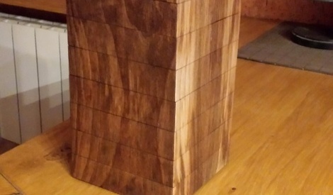 Lampe de forme modulable par Philippe Simar sur L'Air du Bois