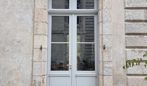 Porte-fenêtre avec imposte par Wannig sur L'Air du Bois