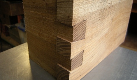 Gabarit queue d'aronde maison par Bricoliste sur L'Air du Bois