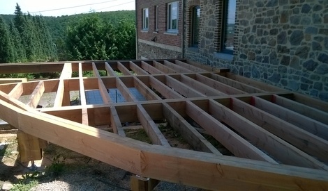 Structure porteuse d'un extension sur troncs moisés par ...