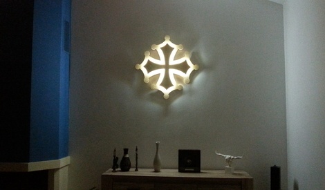 Applique croix occitane par julien81630 sur L'Air du Bois