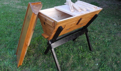 Ruche kenyane v2 par Peiot sur L'Air du Bois