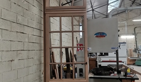 Une grande porte par Huguettelanguedoc sur L'Air du Bois