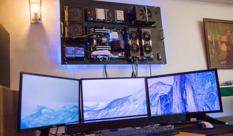 PC mural en bois peint par César sur L'Air du Bois