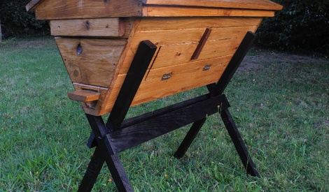 Ruche kenyane v2 par Peiot sur L'Air du Bois