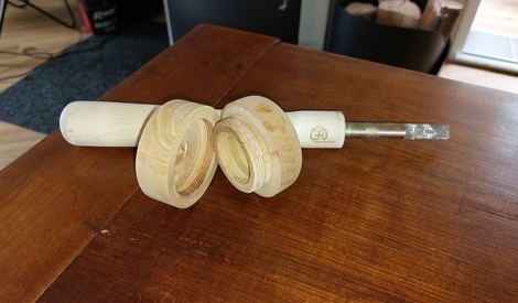 Outils à fileter pour bois par Woodfrog sur L'Air du Bois