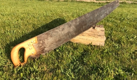 Restauration d'une grande scie par Lucien le Forestier sur L'Air du Bois