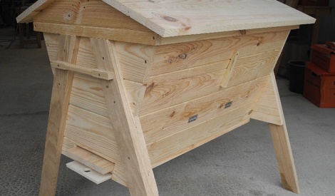 Ruche kenyane par Peiot sur L'Air du Bois