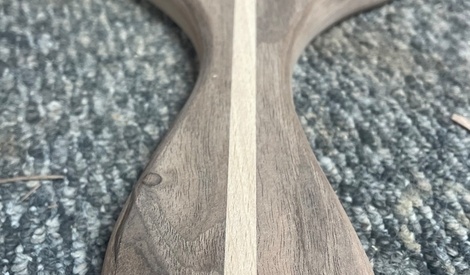 Planche à découper belle de noyer par Jeffpat sur L'Air du Bois