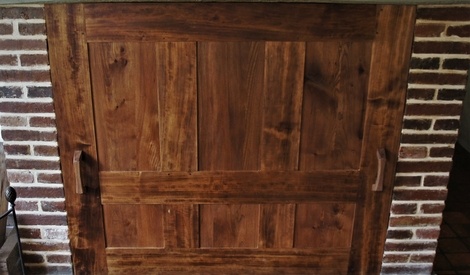 Un panneau cache cheminée. par Fof sur L'Air du Bois