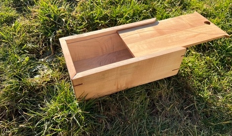 Une petite boîte de plus par Amaury74 sur L'Air du Bois