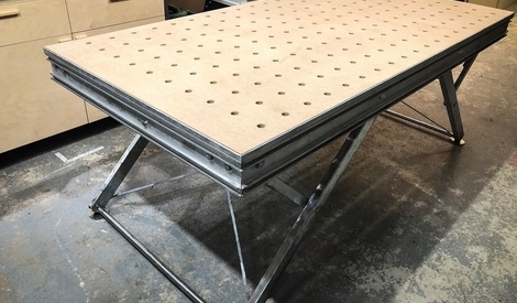 Table de travail type MFT par FloG sur L'Air du Bois