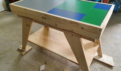 Table Lego enfant par fab-D sur L'Air du Bois