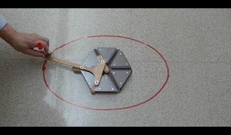 Vous connaissez l'Ellipsographe ? trouvé par RIRI212 sur L'Air du Bois